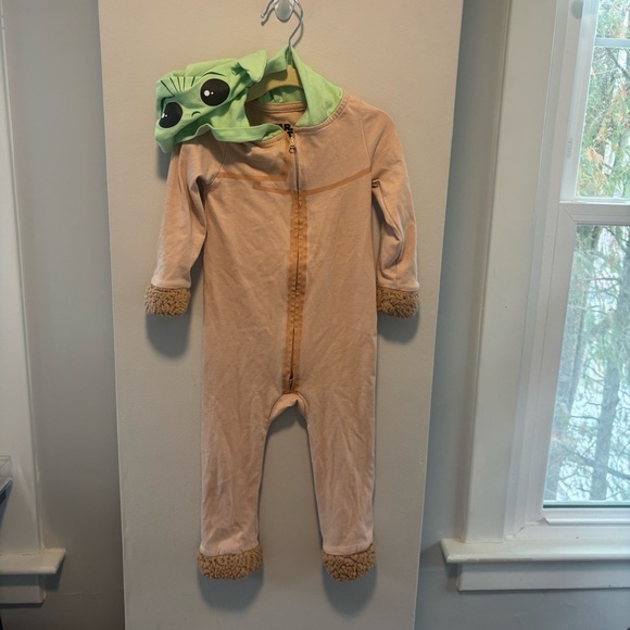Star Wars | Costumes | Grogu Star Wars Costume Beige And Green One ...